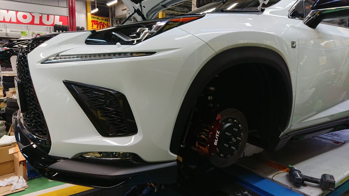 レクサスNX300 TWS 20インチ BLITZビックキャリパー取り付け - 早い！安心！お気軽にカ～ピット ミスタータイヤマン住吉 ...