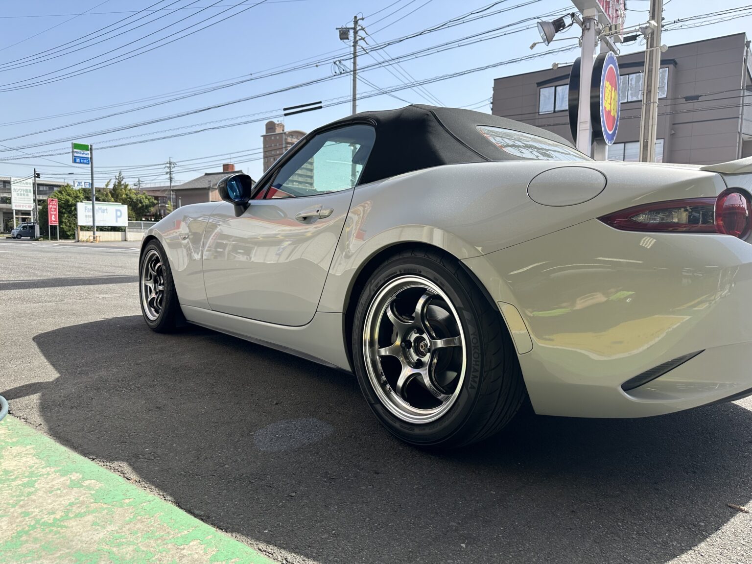 NDロードスター × ADVANRacing RG-D2 - 早い！安心！お気軽にカ～ピット ミスタータイヤマン住吉オフィシャルブログ