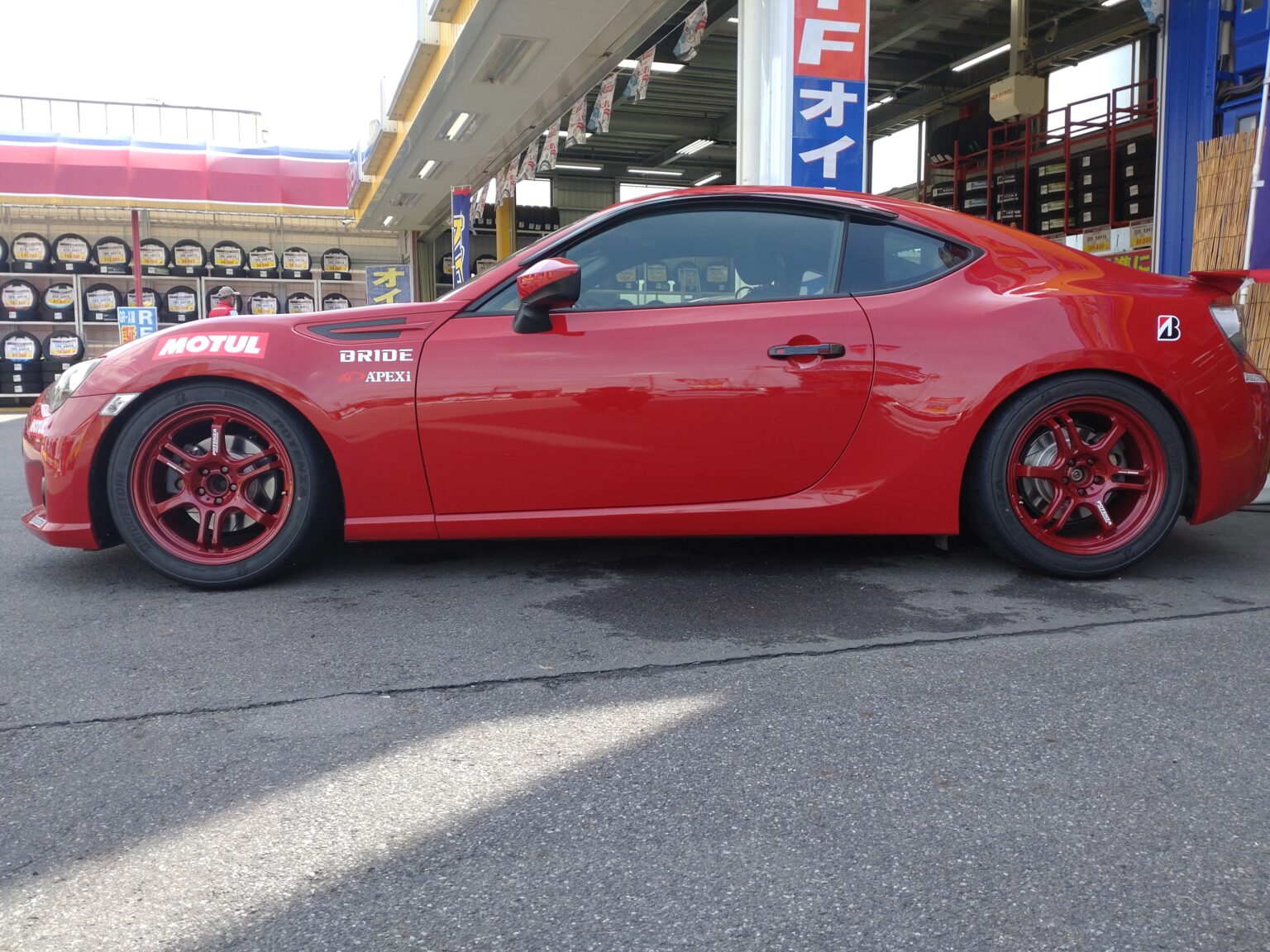 WRX STI 車高調(ENDLESS Super Function)取り付け - 半田市のタイヤ交換ならミスタータイヤマン住吉